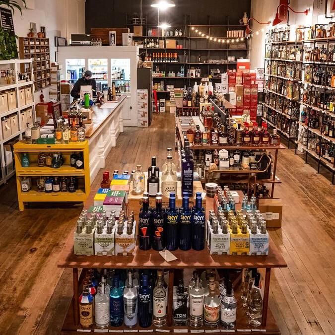 Diseño negocio de licorería: 10 estrategias incontestables de merchandising