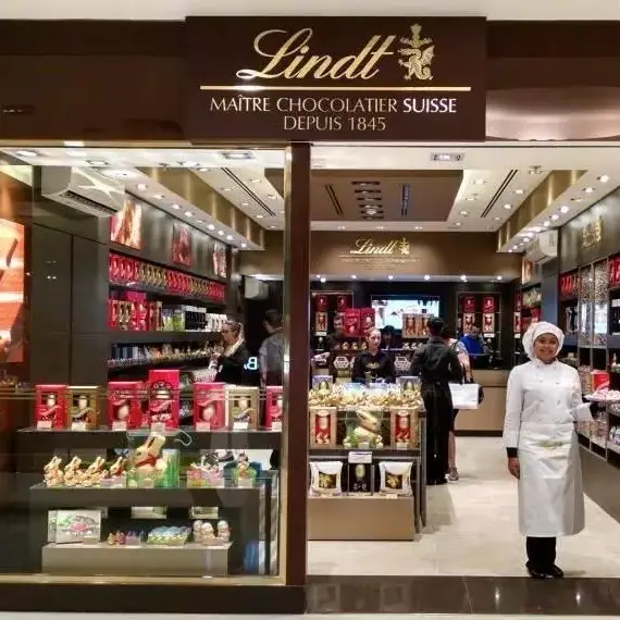 Lindt Empowers Retail Display Strategies with LEAFIO AI Planogram Solution